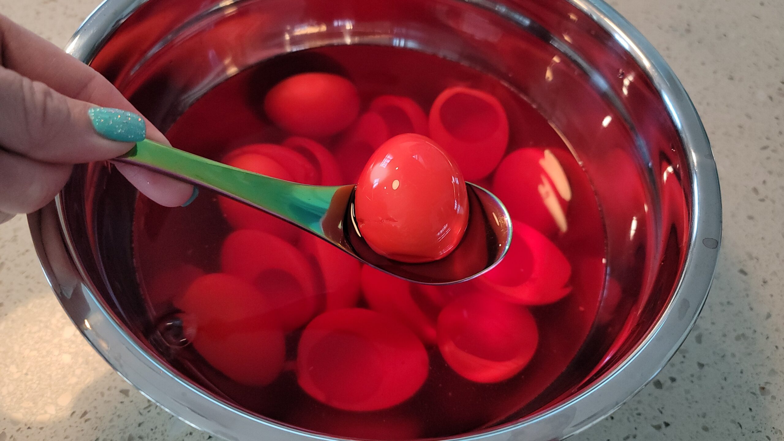 Santa Eggs ⋆ malarkey